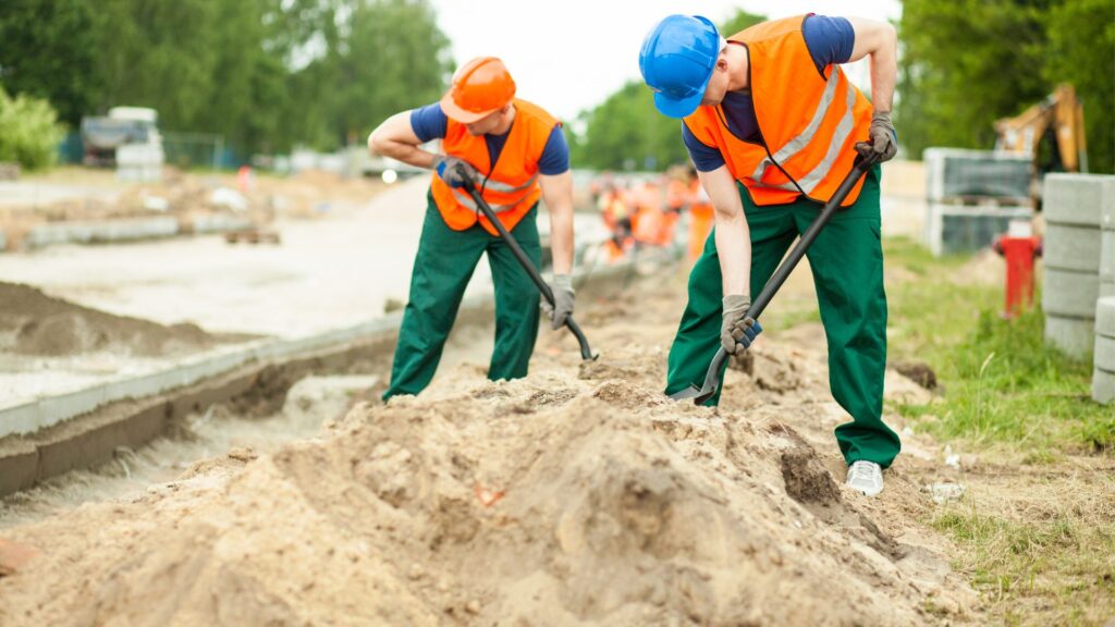 CPR Training for Construction Workers In Anchorage | CPR Anchorage